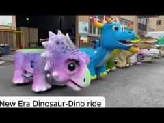 Grande dinosauro elettrico a cavallo a gettoni da 250W per luoghi di intrattenimento