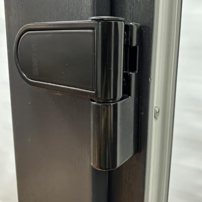 Cina Stile di design moderno Verticale Pieghevole di porta UPVC per villa in alluminio in vendita