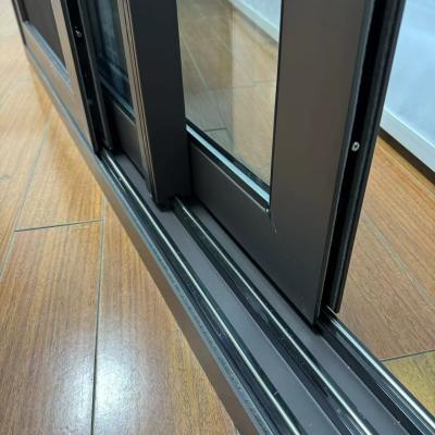 China Energiebesparend waterdicht aluminium schuifvenster met beveiligingsstaanders en roosterontwerp Te koop