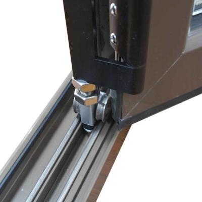 Cina Accordion Aluminum Verticale Folding Windows con Power Coated e Chinese Top Hardware in vendita