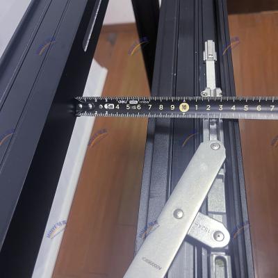 Cina Costomizzato in stile europeo Tilt and Turn Alimunm Finestre con foro di ventilazione Trickle opzionale in vendita
