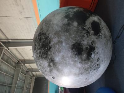 Cina Grande palloncino lunare gonfiabile Modello gigante Decorazione pubblicitaria Modello lunare gonfiabile con luce led variabile in vendita