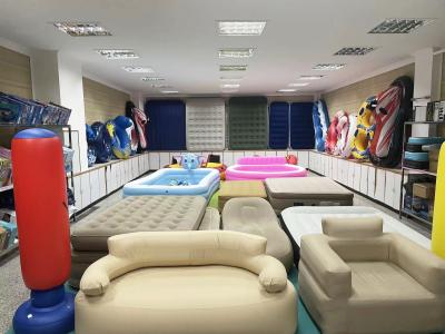 China Sofá de cama inflável duplo de PVC de alta qualidade Sofá de cama inflável Sofá de ar Sofá Tantra Sofá cama com bomba de ar à venda