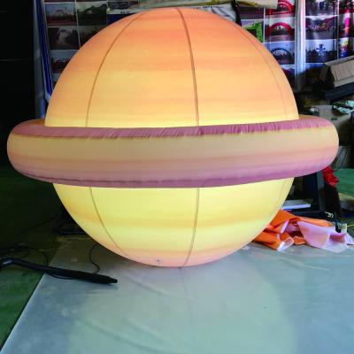 China Lua inflável 4x4m decorações infláveis planeta inflável sistema solar nove planetas à venda