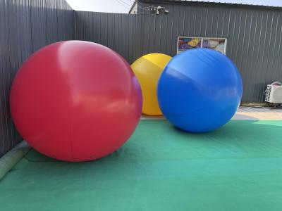 Cina 2.5m sfera gonfiabile in PVC personalizzata di grandezza OEM Entertainment in vendita
