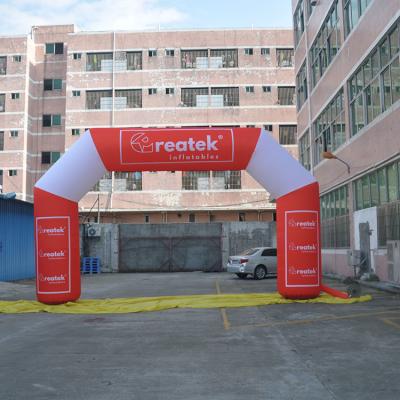 Cina Stampa digitale completa personalizzata 8X4M arco gonfiabile per eventi sportivi inizio o fine linea arco gonfiabile in vendita
