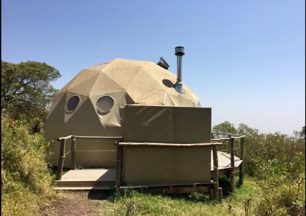 Quality Winter Outdoor Inflatable Dome Tent Large Geodesic Giant Igloo Tent for sale