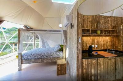 Cina Decorazione alberghiera Tenda a cupola geodetica gonfiabile in vendita