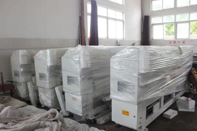 China Effcient Single Needle Quilting Machine 1500 G / Square Quilt Thickness for sale