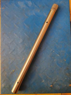 Cina 911110176 911-110-176 SPLINED SHAFT in vendita