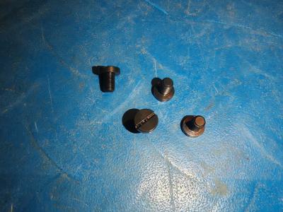 China - ¿Dónde está el teléfono? - 911-232-132.232.132 tornillo especial M5x0.5x7.5 en venta