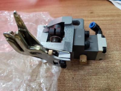 중국 J1300-04431-0A J1300-04431-0O WEFT CUTTER  AIR SUPPLY Air Jet loom spare part 판매용