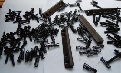 China 714289000 911123328 911123329 SPECIAL SCREW SLAY WITH WEDGE à venda