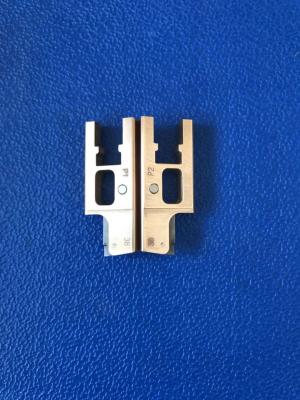 중국 STAUBLI SPINNING AUTOMATIC DRAWING-IN MACHINE TUNGSTEN STEEL SPLITTING CUTTER Z24014620 Z24014720 판매용