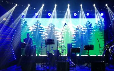 China Indoor Outdoor Rental LED Screen Modules P3.91 For AV Production Stage Background for sale