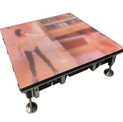 Cina Il bene durevole 0.5*0.5m del FCC ha condotto Dance Floor per accendere il noleggio per nozze P4.81mm in vendita