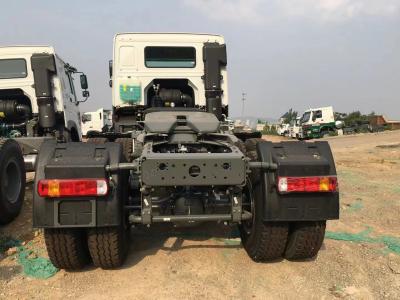 China Caminhão de trator usado Sinotruk 6X4 HOWO 371HP Caminhão de cabeça de reboque pesado à venda