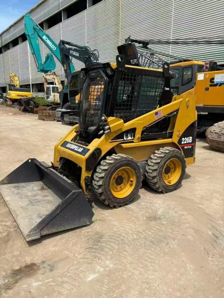 Quality 2022 CAT 226B Skid Steer Loader 68.5KW 4L Diesel Engine for sale
