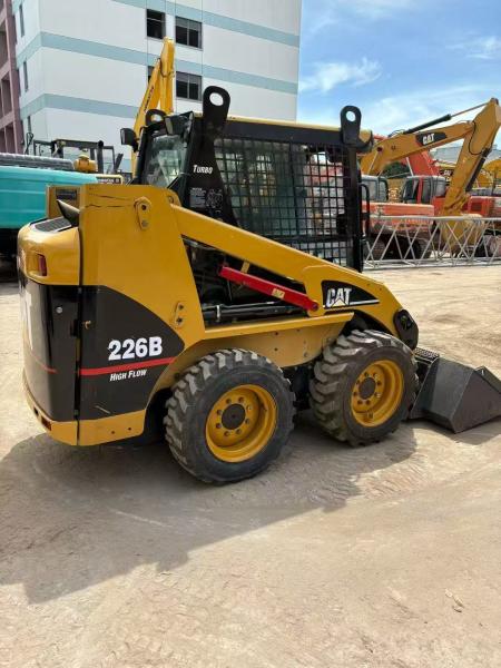 Quality 2022 CAT 226B Skid Steer Loader 68.5KW 4L Diesel Engine for sale