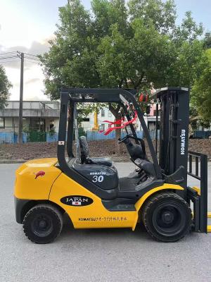 China Komatsu 3 Ton Diesel Engine Forklift Used 1000mm 160mm Single Stage Mast 1220mm 1500mm 2440mm Turning for sale