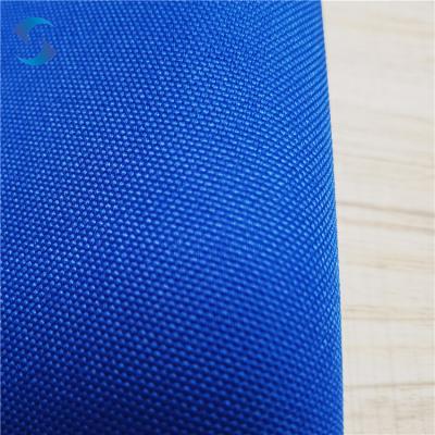Cina 150 cm larghezza PVC rivestito 100% poliestere 600D tessuto Oxford Outdoor 447gm Peso / 600D*600D in vendita