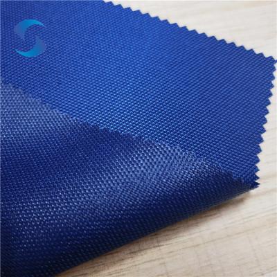 Cina 180GSM Blu PU rivestito 100 poliestere 600D tessuto Oxford per tenda 5*3 densità in vendita