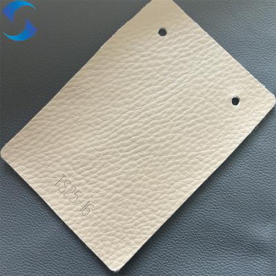 Cina Tessuto di pelle artificiale in PVC morbido o duro per la mano impermeabile per il sedile dell'auto in vendita