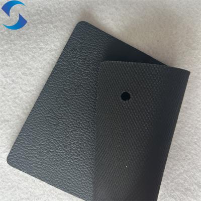 Cina Tecnica di supporto personalizzabile Tessuto di pelle in PVC falso con modello in rilievo personalizzato in vendita