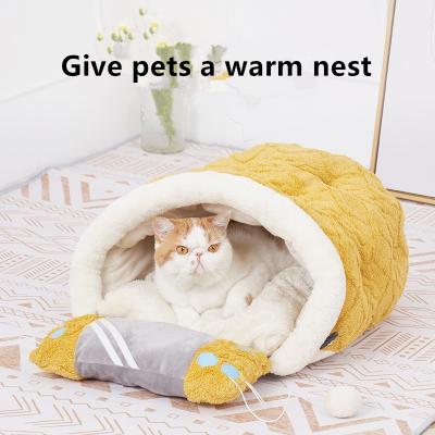 China Arctic Velvet Game Machine Two Cats In Bed Cushion Plush Warm Semi Enclosed Cat Nest Dual-Use Pillow for sale