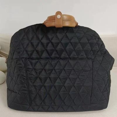 Cina Borsa per animali da compagnia in nylon impermeabile Borsa a mano staccabile Auto doppio uso Viaggi per gatti Pet Kennel in vendita