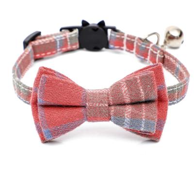 Cina Cravatta a farfalla pura dell'animale domestico del plaid 28X1cm del cotone del cane in vendita