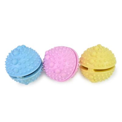 Cina Alimento di colore di Macaron che cola la palla di masticazione di Tpr per il cane in vendita