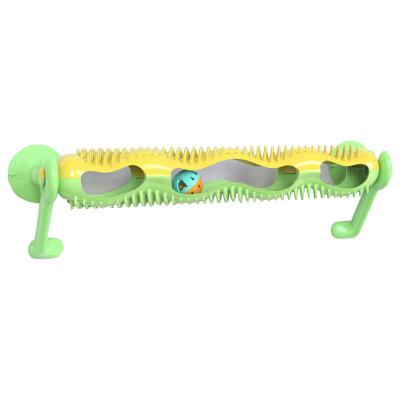 Cina Prodotti luminosi dell'animale domestico del manufatto dello sfregamento della pelliccia della menta TPR Cat Track Ball Long Turntable in vendita