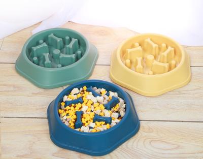 China 8In Dia Dog Slow Feeder Bowl Portable Expandable With Non Spill Mat for sale