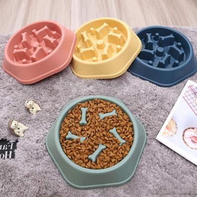 Cina Ciotola lenta dell'alimentatore del cane affinchè i piccoli cani & cuccioli medi rallentino cibo in vendita