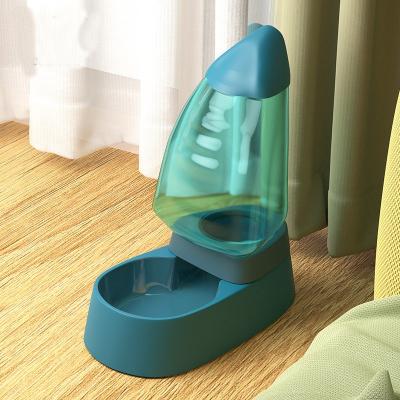 Cina Erogatore automatico dell'acqua di Cat Food Feeder Inclined Pet in vendita
