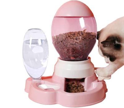 China Plastic Automatic Pet Food Bowl For Small Medium Cats Dogs 2.2L for sale