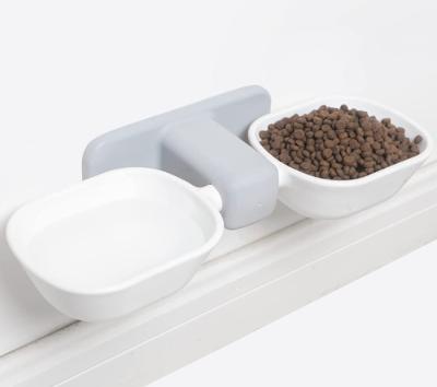 China ABS Adjustable Cat Water Bowl Wall Mounted No Spill 8.5 Oz for sale