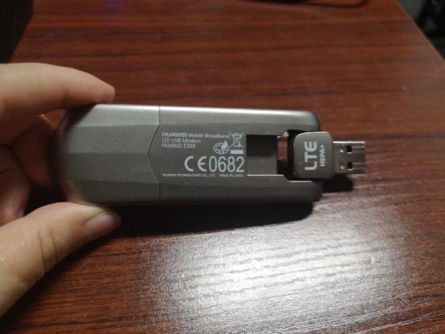 Unlocked Huawei E398U-1 4G LTE Modem USB Dongle Tdd FDD Broadband USB Surfstick 4G USB Modem Dongle E398U-1