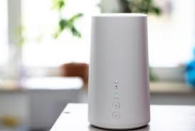 China Huawei B528s-23a ( GigaCube Unlocked) 4G LTE Router CAT6 300Mbps CPE Router for sale