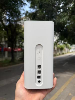 Китай Оригинальный беспроводный маршрутизатор 4G LTE CPE B818 продается