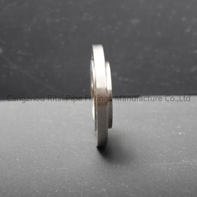 Cina Flangia SORF di acciaio al carbonio di ASME B16.5 che salda Q235 150# 300# 600# in vendita