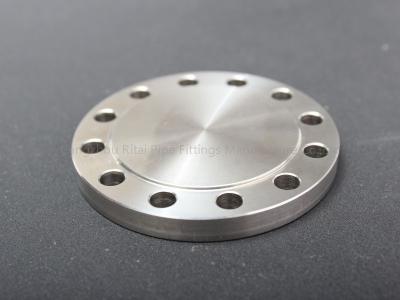 Cina Il tubo del collo della saldatura 300LB flangia il acciaio al carbonio SS400 BS4504 Ring Joint Blind Flange in vendita
