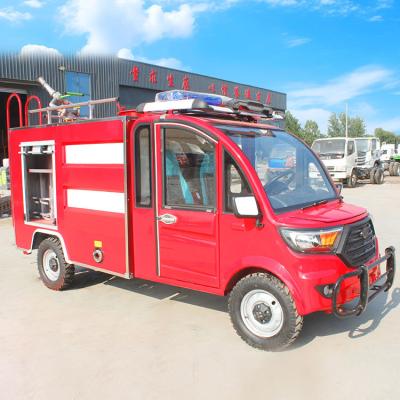 China Four-wheeled Miniature Two-seat Enclosed Water tank Fire Truck  Small Electric Fire Fighting Truck for Sale for sale