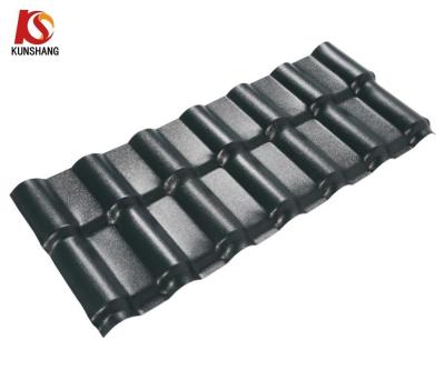 China Folhas de telhado de resina sintética anti-UV para isolamento superior e estabilidade de cor em telhados de UPVC à venda