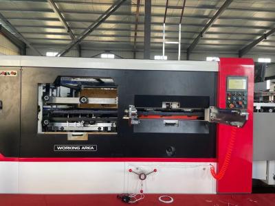 Cina Macchina automatica per il taglio e la creatura a stampo per la fornitura di carta a nido di miele a scatola ondulata in vendita