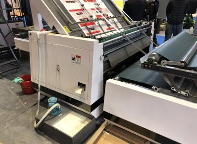 Cina La macchina laminatrice automatica a flauto versatile da 400 mm per varie applicazioni in vendita