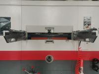 China Versatile 300 T Semi Automatic Die-Cutting and Creasing Machine for Various Materials for sale