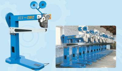 Cina Semplifica il tuo processo di imballaggio con la macchina per l'aggraffatura delle scatole di cartone in vendita