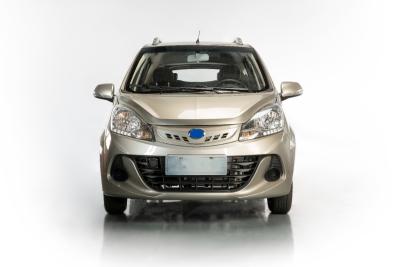 China 4 de wielen drijven de Witte Auto van de Lichaams Mini Elektrische Stad met 2 Zetelsgoed Beklimmend Capaciteit Te koop
